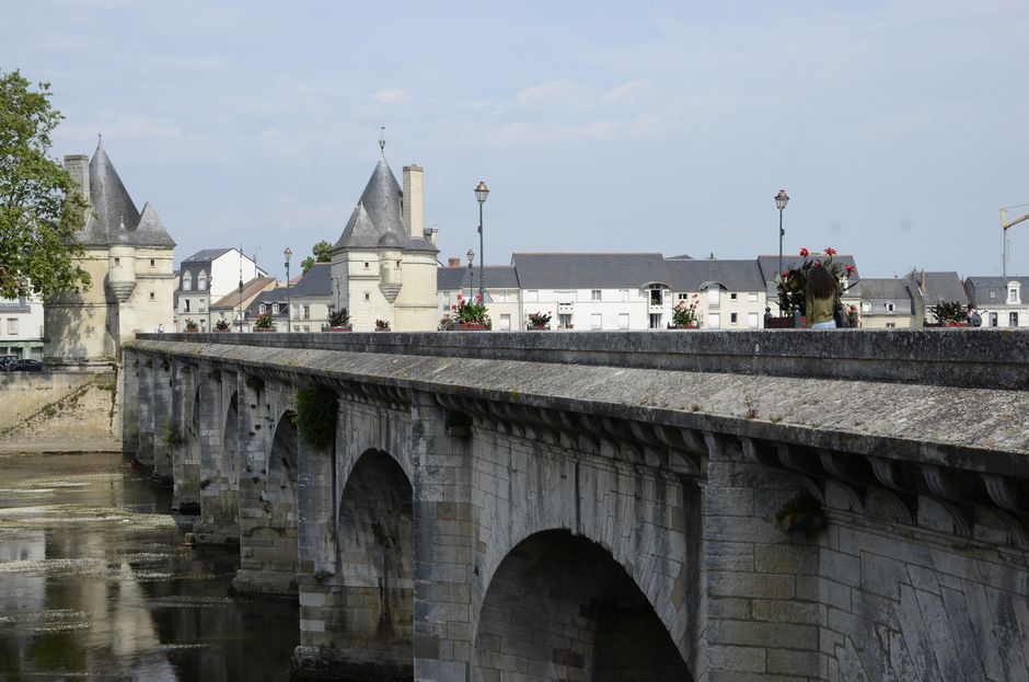 Pont Henri IV de Châtellerault - La Vienne le département