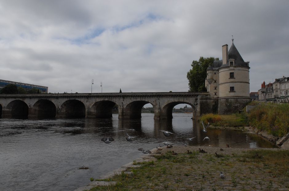 Pont Henri IV de Châtellerault - La Vienne le département
